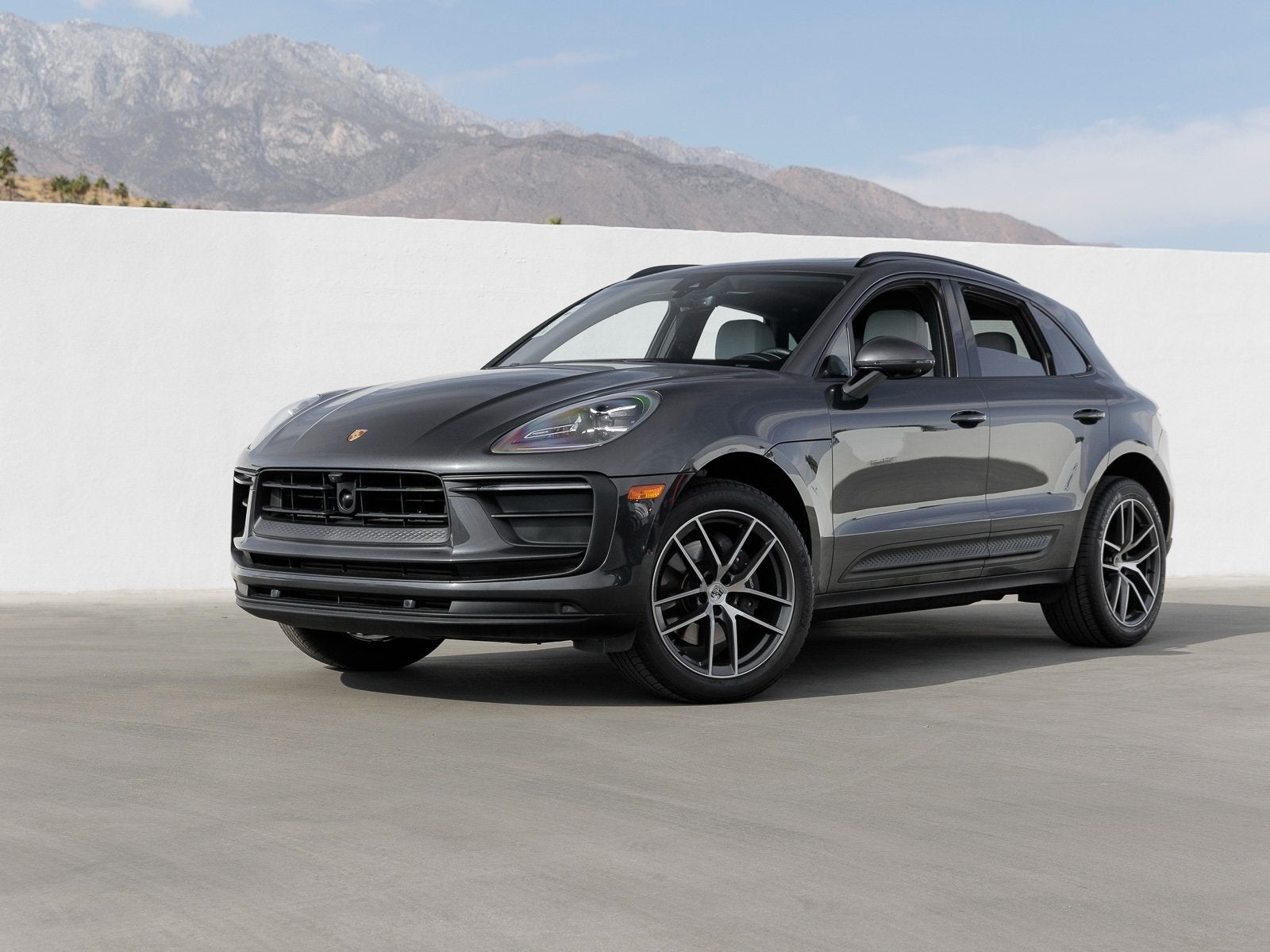 New Porsche Macan Palm Springs CA | Porsche Palm Springs